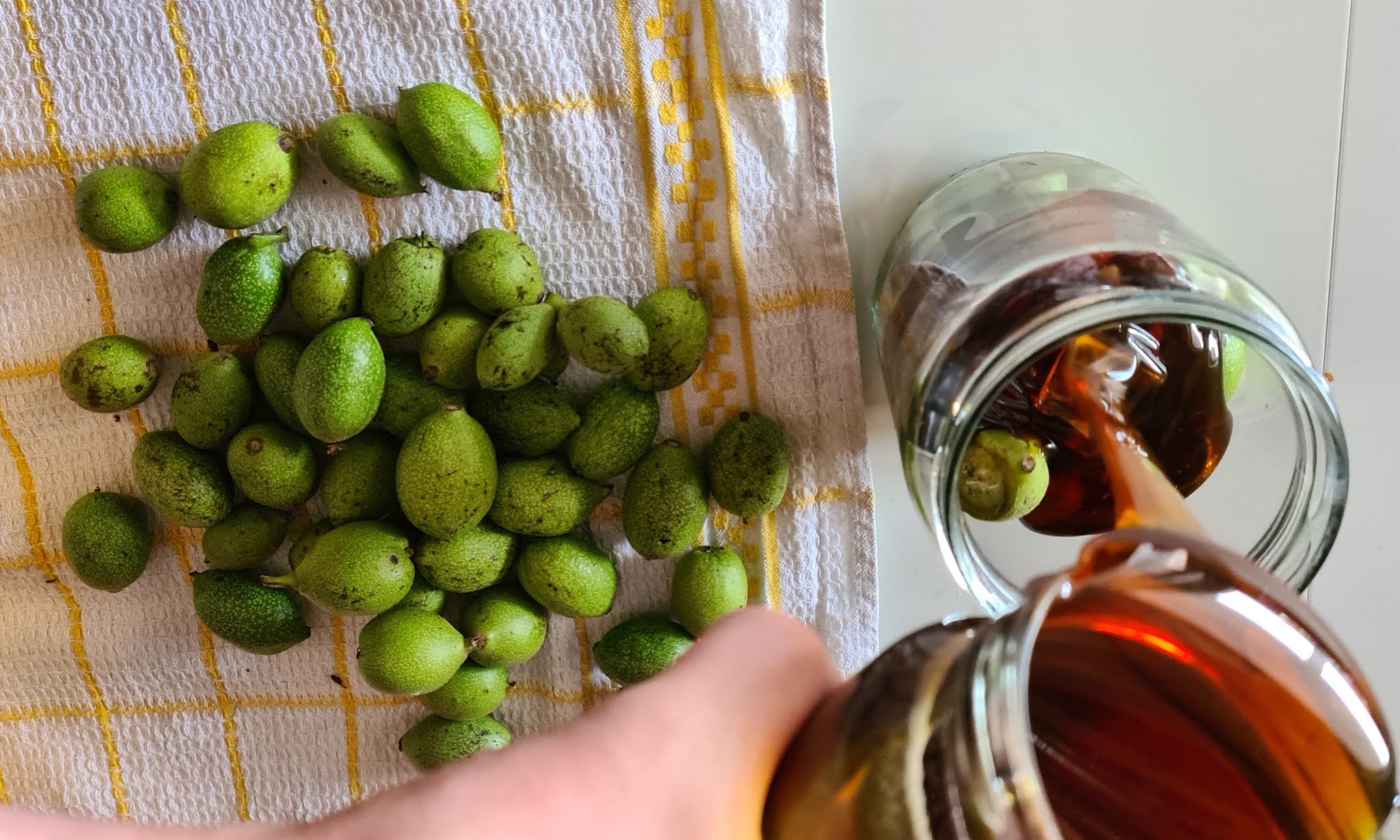 HOMEMADE WALNUT LIQUEUR ~ Macedonian Cuisine