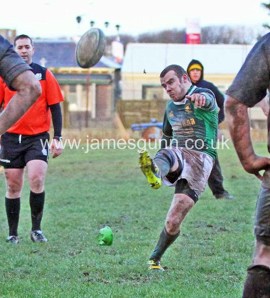 James Gunn Photography: Caithness RFC vs Strathmore (26-12)