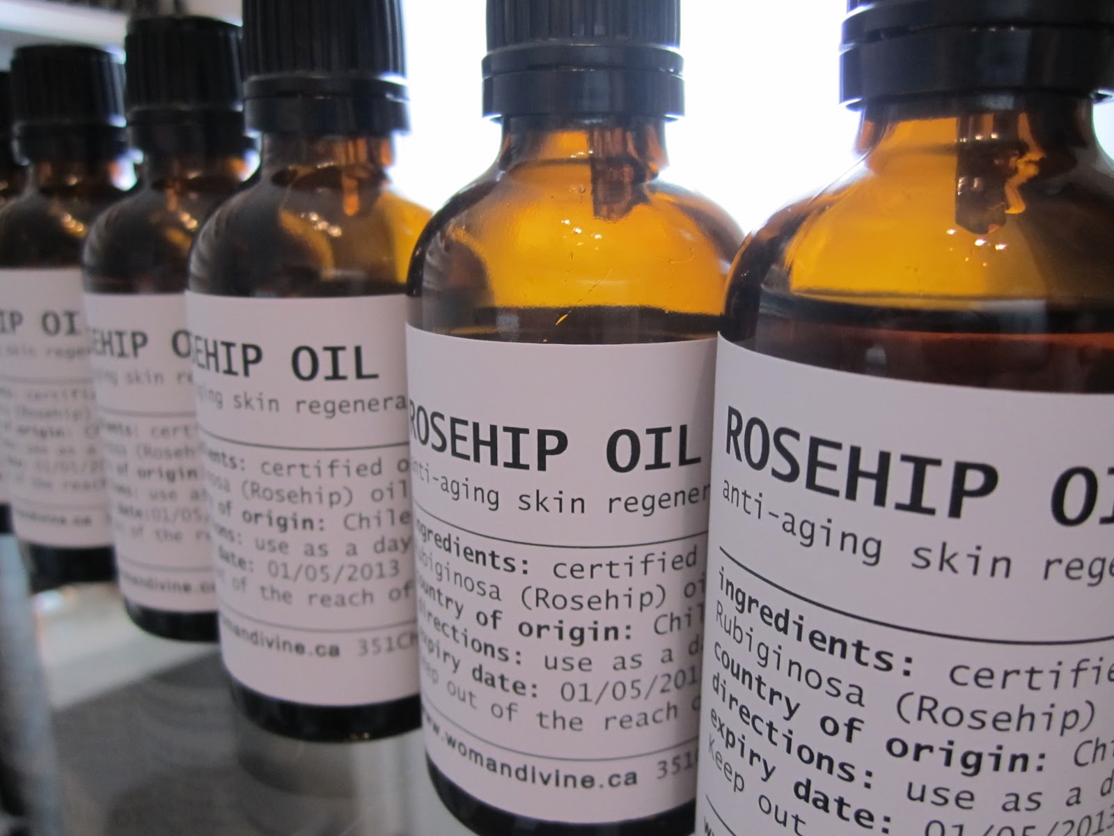 The Practice of Mindful Beauty: How can rosehip oil help your skin?