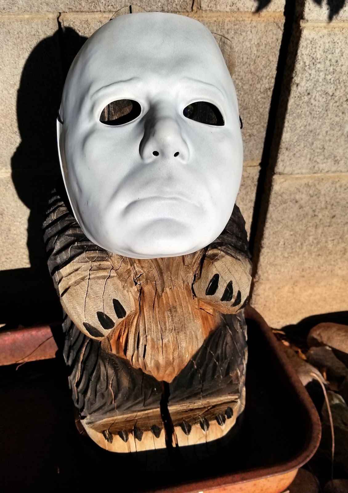 Photography: Using Horror Figures Masks