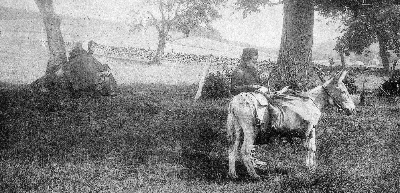 Tour Scotland: Old Photograph Gypsies Strathdon Scotland