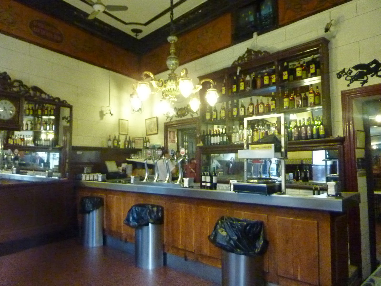 J Ruiz en la red: Tabernas castizas - Casa Labra