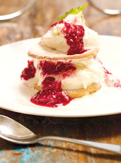 Dalia's Kitchen: White Chocolate and Raspberry Sable Towers