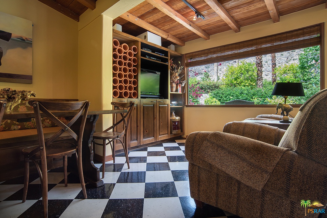 Sweet House Dreams: Rose Cottage, 1937 Cottage in Palm Springs, California