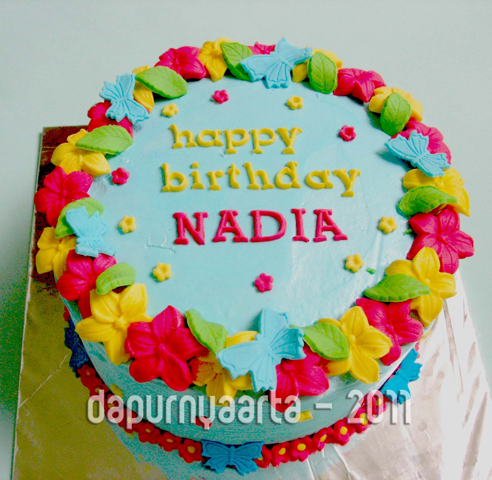 Dapurnya Arta: Cakes and Cookies for Nadia's birthday