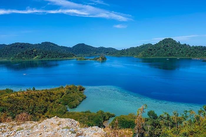 10 tempat wisata di Pesisir Selatan yang keren dan hits 2020 ini ...