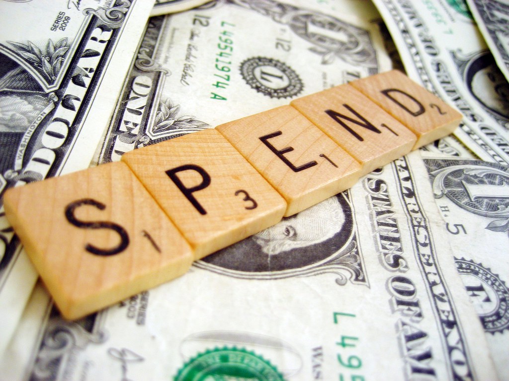 4 Quick Tips to Stop Overspending..!!