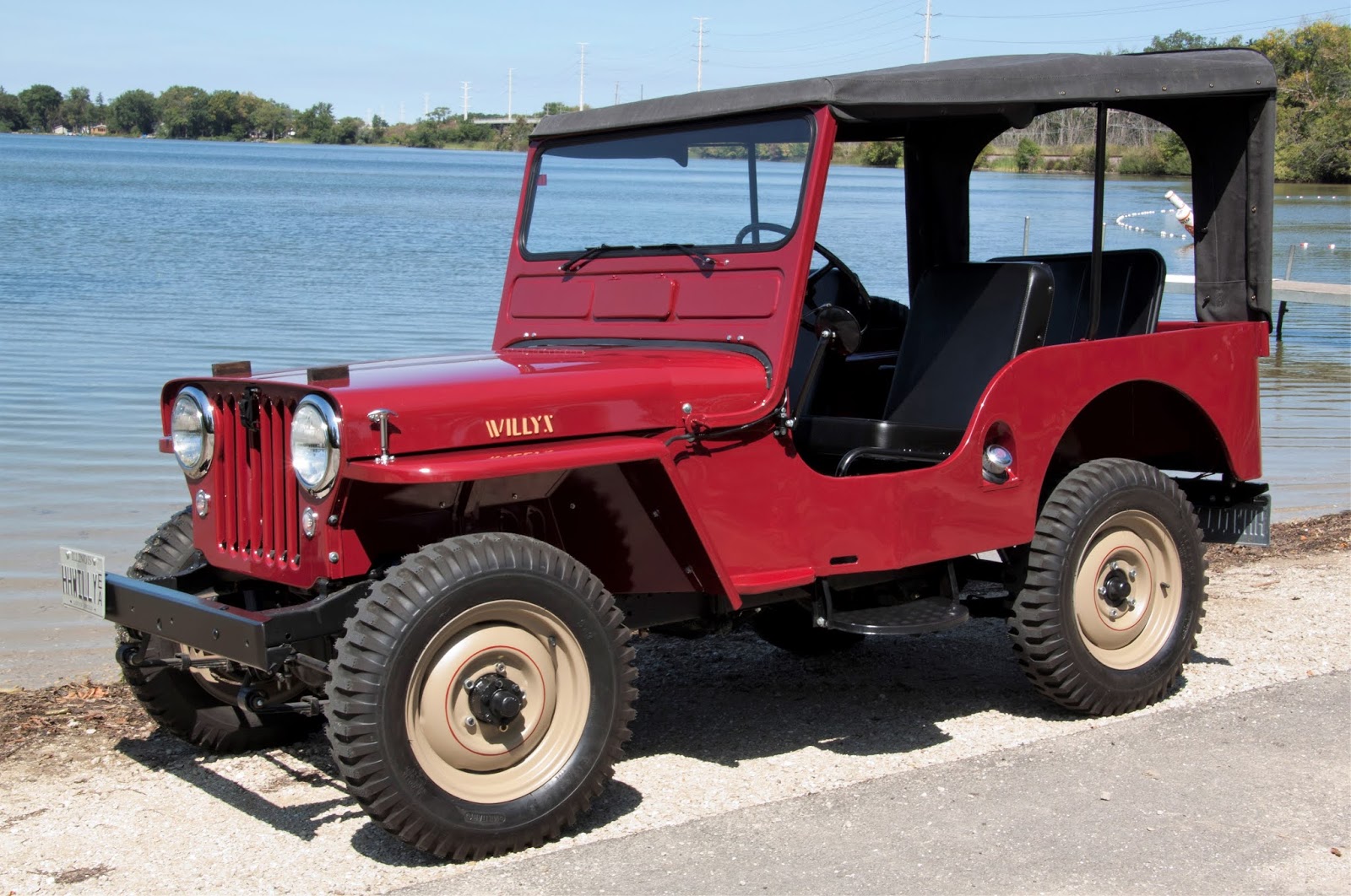 Primeiro Jeep civil, Willys CJ-2A completa 75 anos