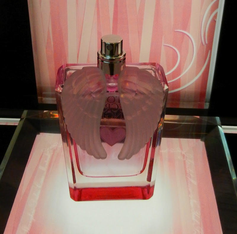Kuweight 64: ANGEL PERFUME FROM VICTORIA'S SECRET