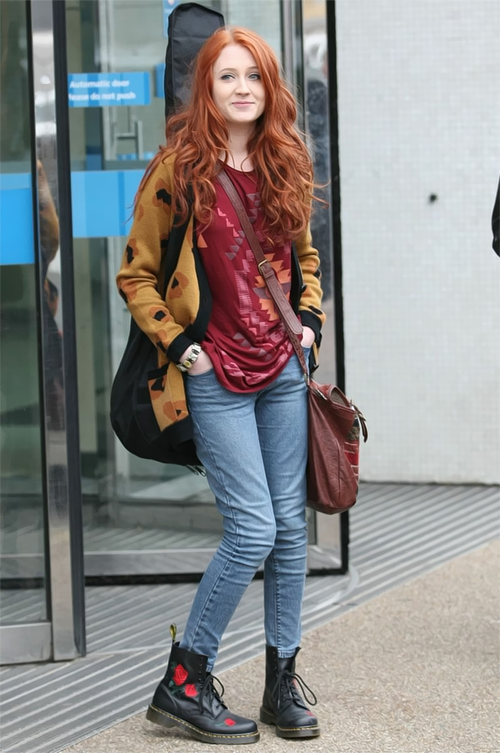 1000+ images about Janet Devlin on Pinterest | Her hair, Music videos ...