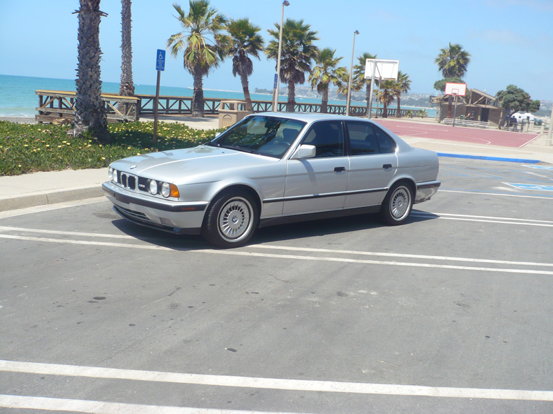 My 1991 BMW E34 M5: E34 1991 BMW M5 Sterling Silver Metallic Exterior