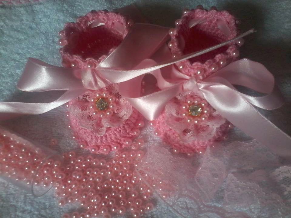 Renarte: Sapatinhos de croché perolas e shaton de pérola ou pedra