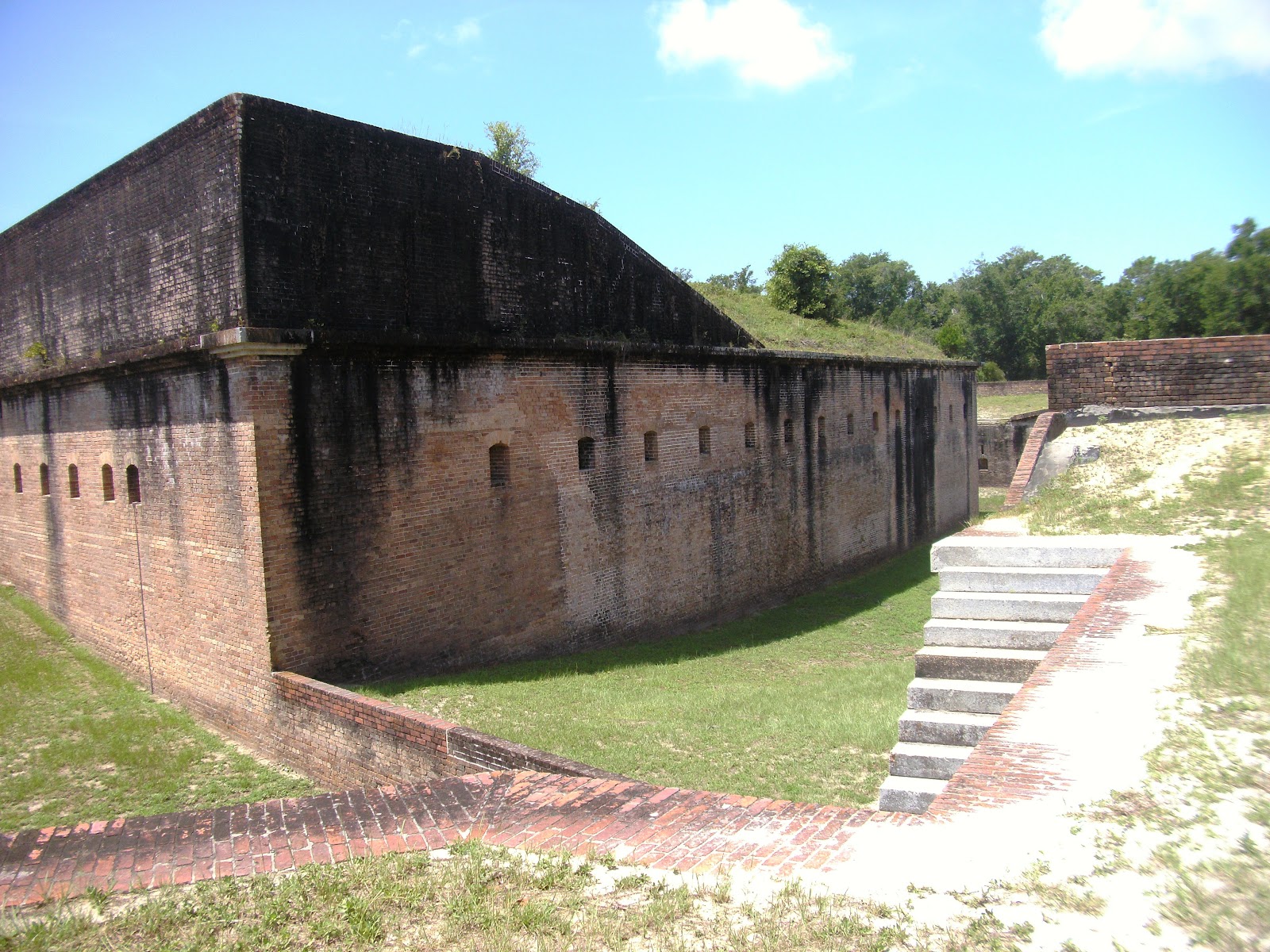 Travels and Trials of RV Life: Advance Redoubt