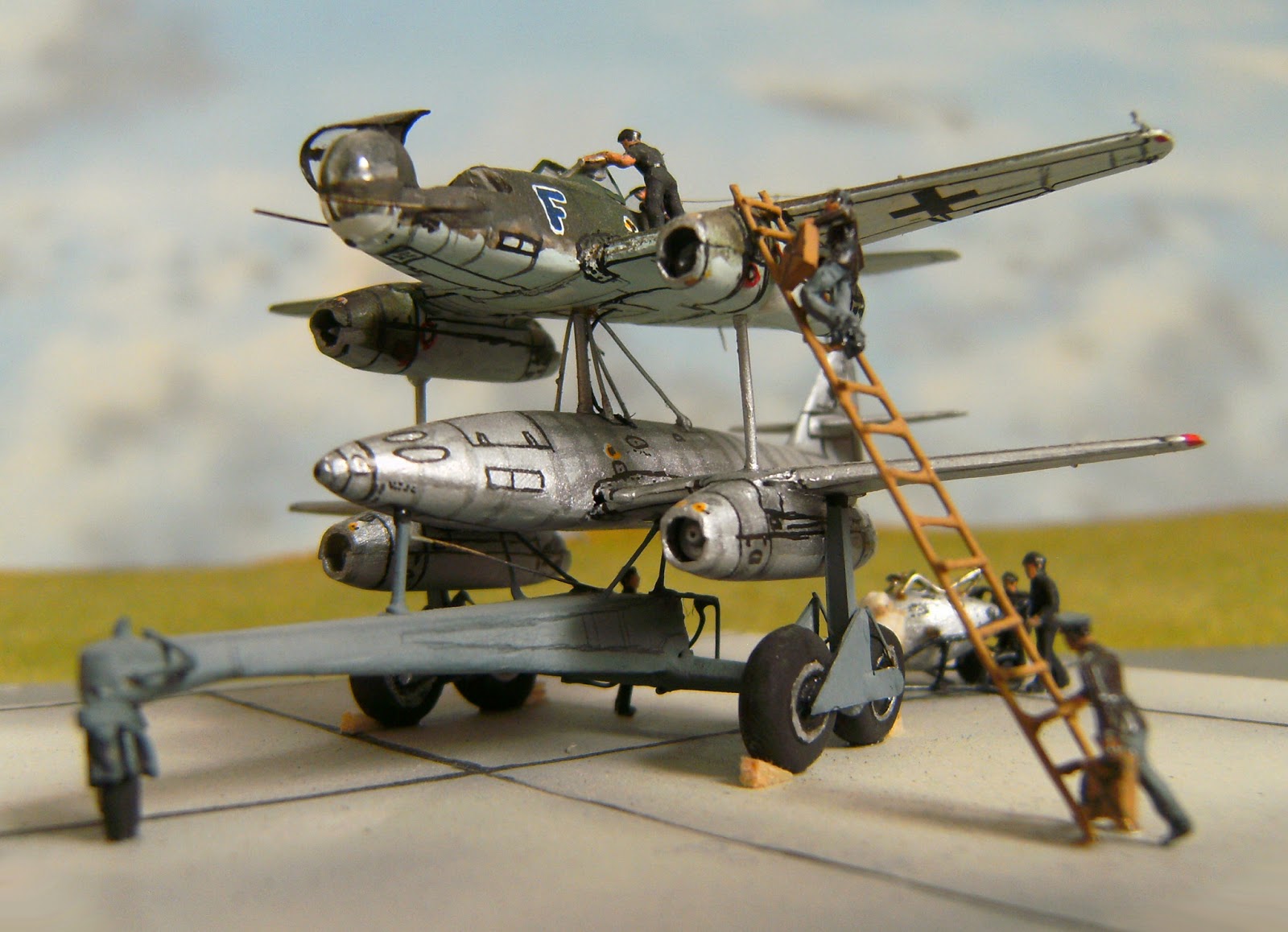 Happyscale-Modellbau: Messerschmitt Me 262 Mistel - REVELL 1/144
