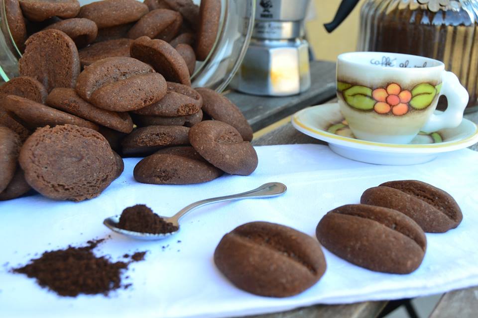 BISCOTTI CHICCO DI CAFFÈ - Anna Maria Conti
