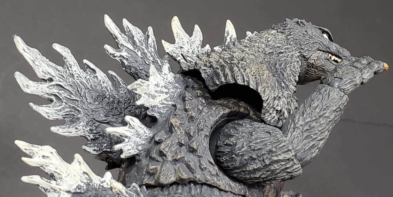 The Gryphon's Lair : NECA GODZILLA 2003 | Figure Review