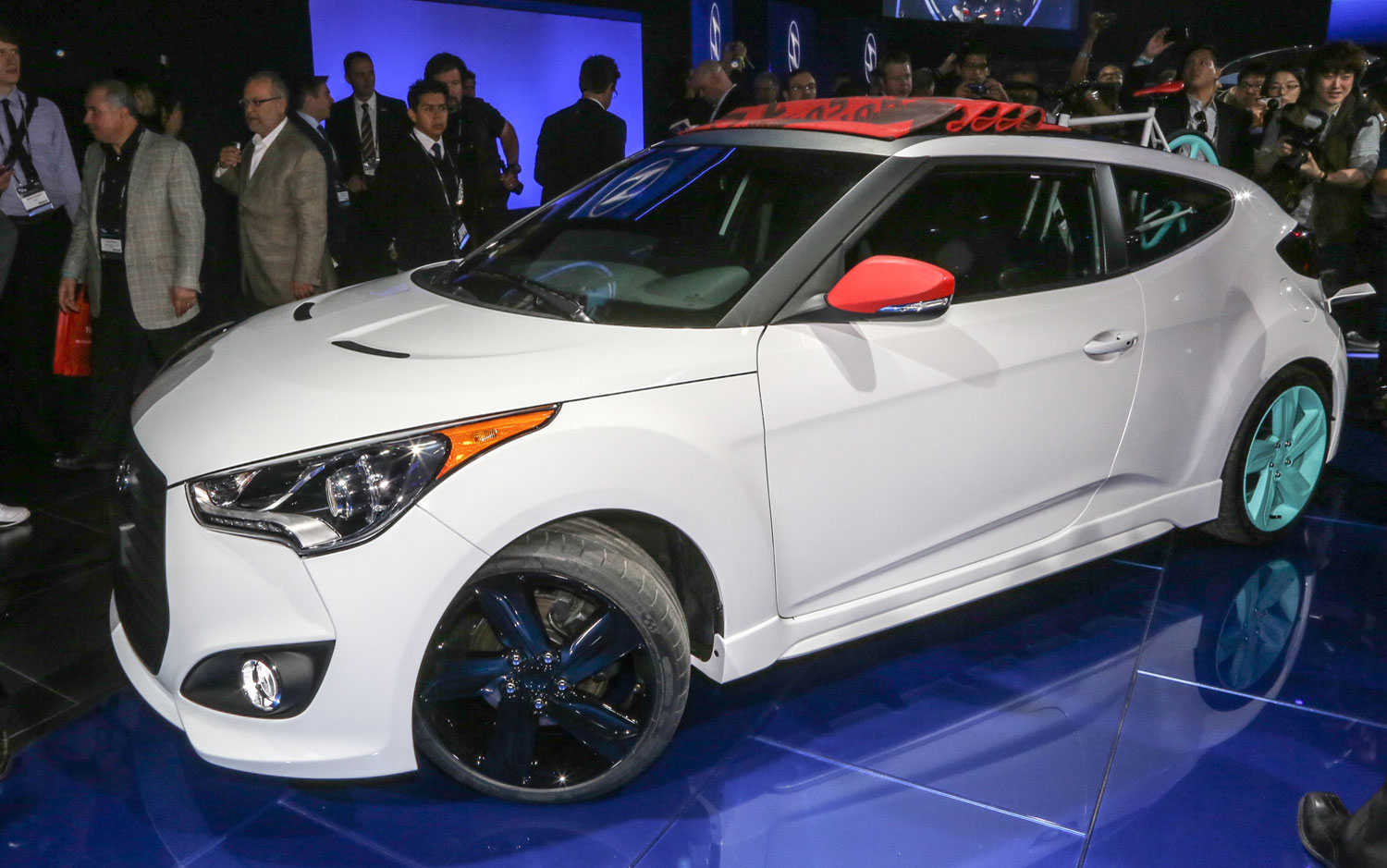 Cars Model 2013 2014: Wild Hyundai Veloster C3 Roll Top Concept is a ...