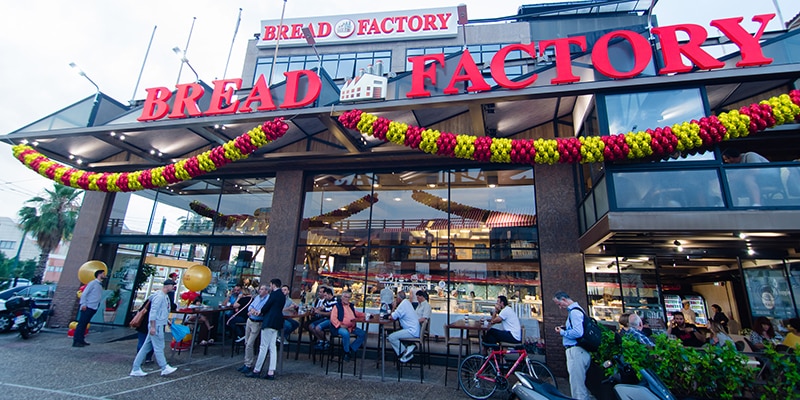 Τα Bread Factory έρχονται στη Λάρισα... (οι καινοτομίες των ...