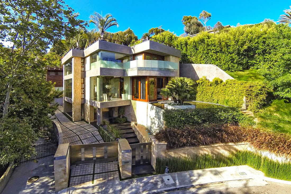 LOOKandLOVEwithLOLO: A Stunning Beverly Hills Home