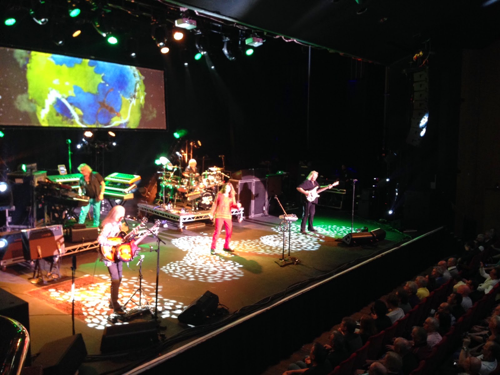 Vet Sounds: Live Review - Yes, Southend Cliffs Pavilion (30th April 2014)