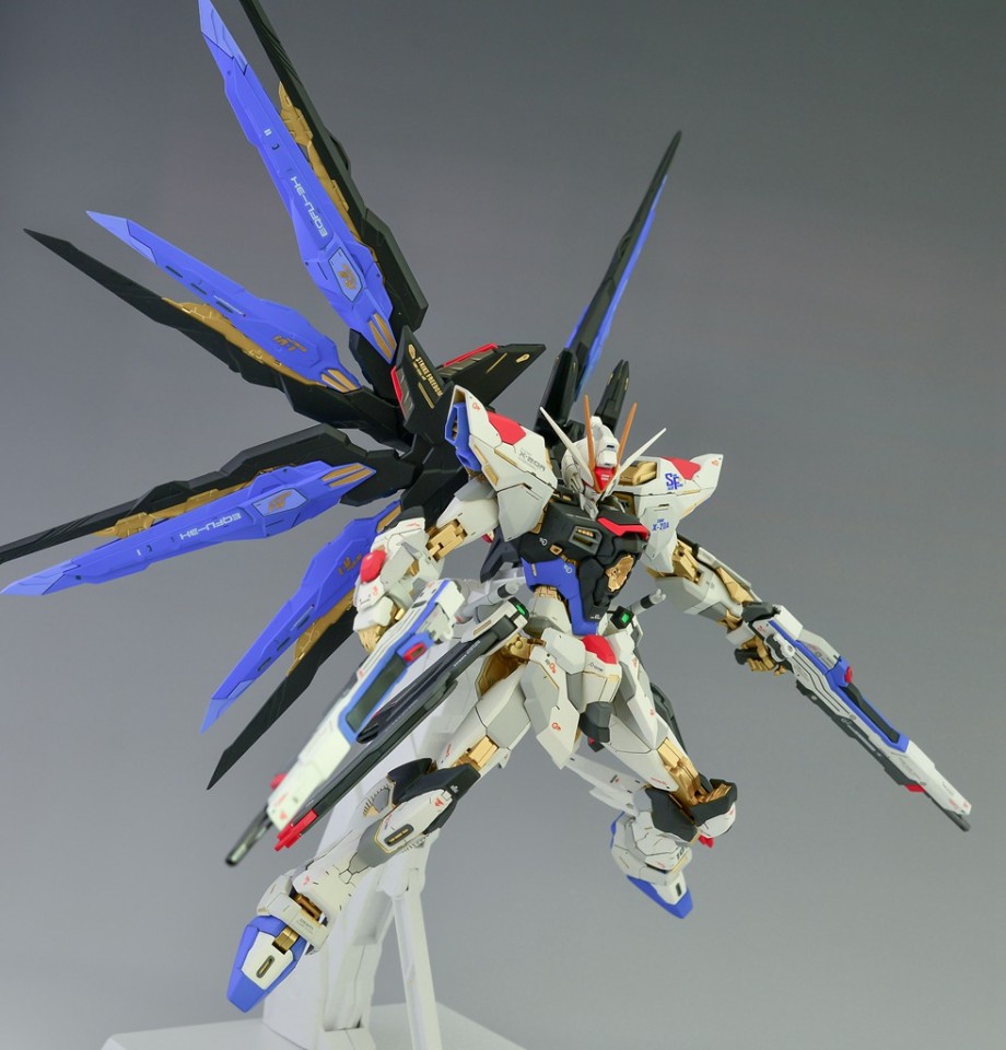 GUNDAM GUY: MB Strike Freedom Gundam - Painted Build