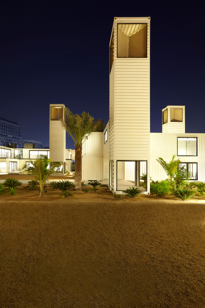 Shipping Container Homes & Buildings: Hai d3 Shipping Container ...