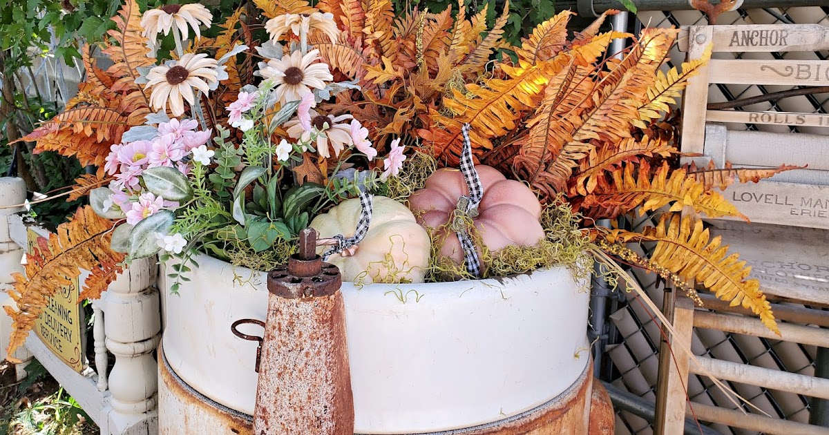 Penny's Vintage Home: Vintage Washing Machines Repurposed into Fall ...