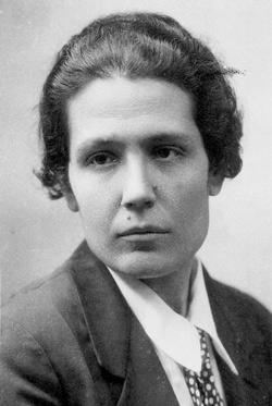 La mano que mece la cuna: Victoria Kent