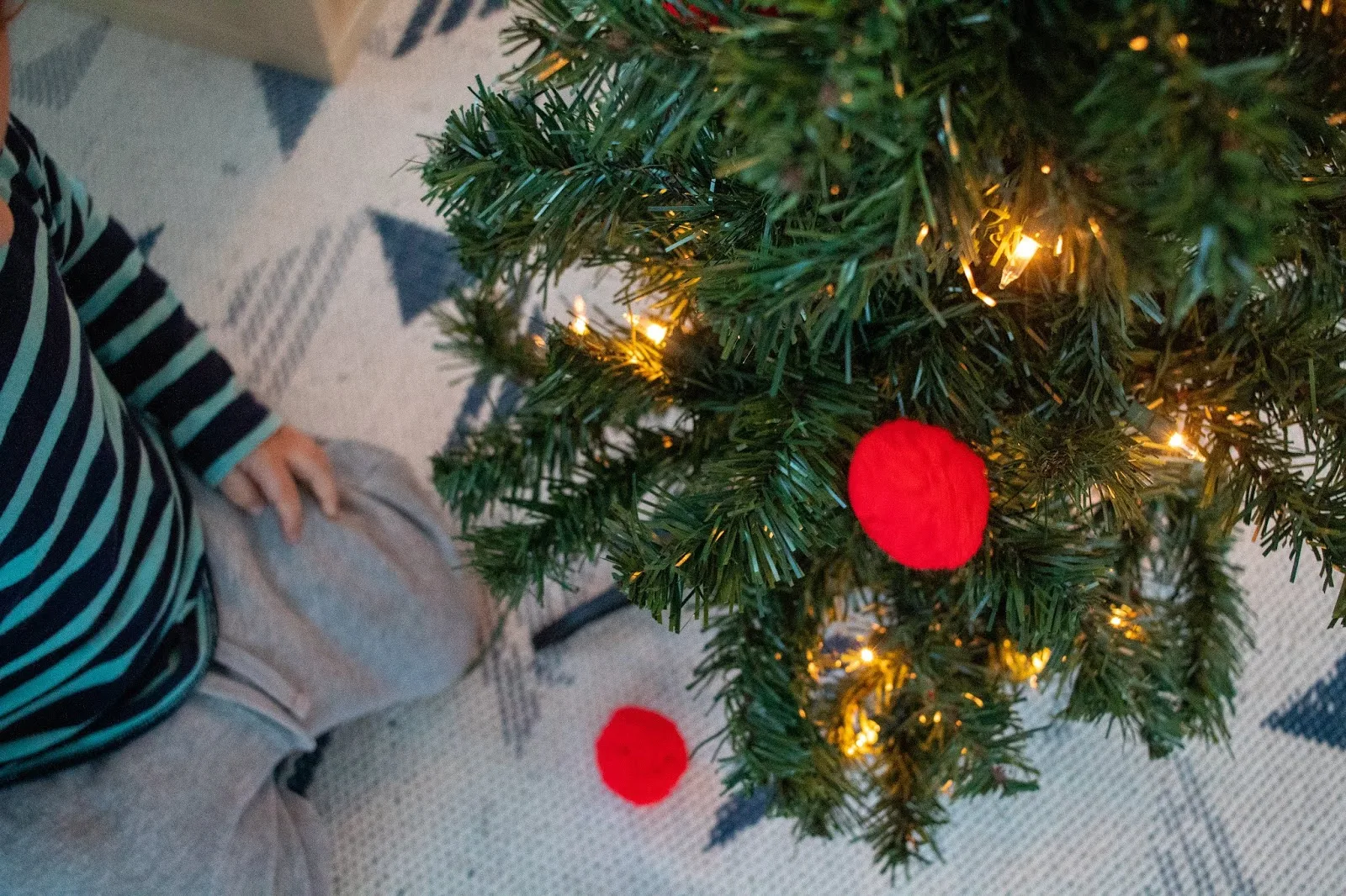 The Easiest Toddler Christmas Tree