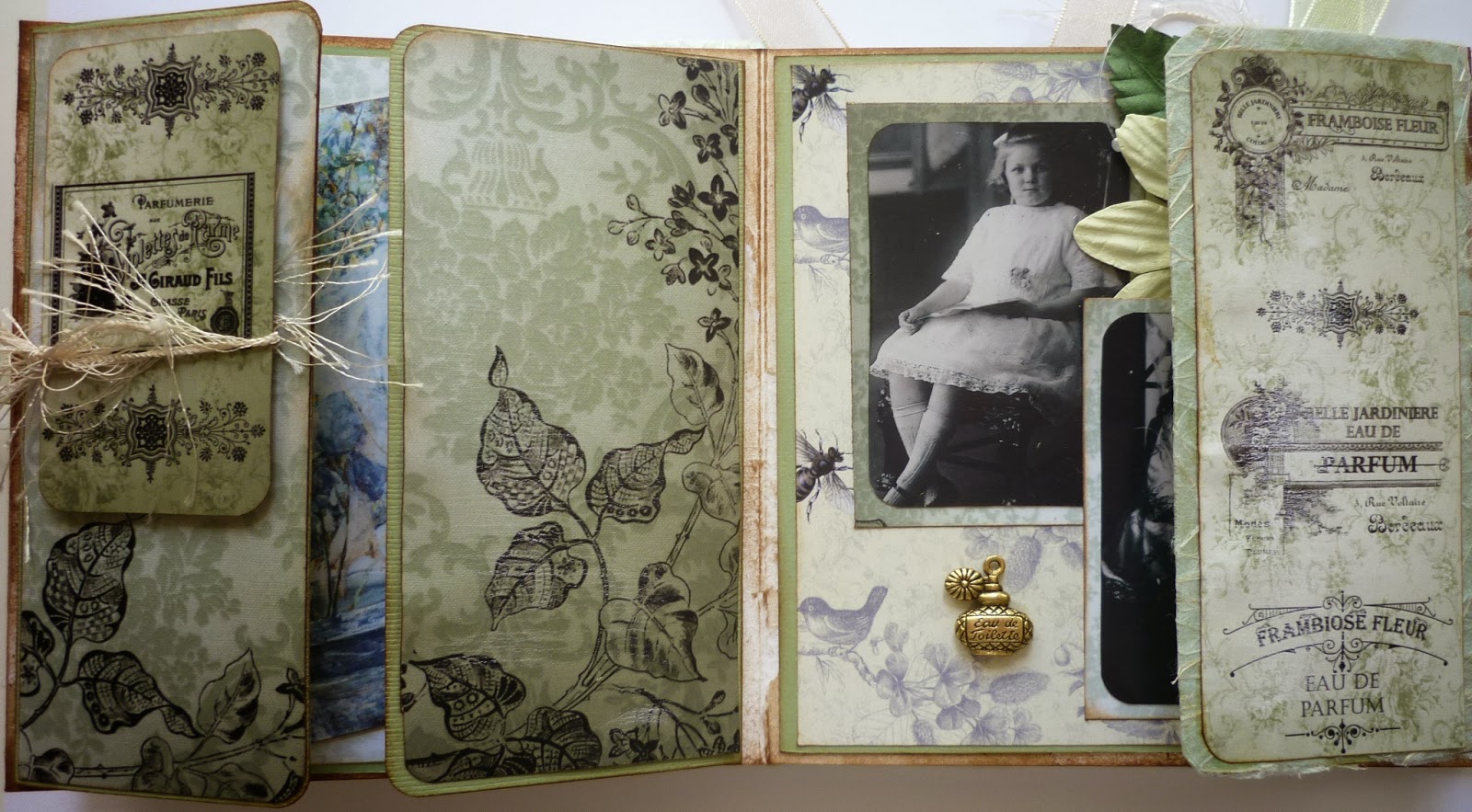 Megspapercraft: Mini Accordion Book