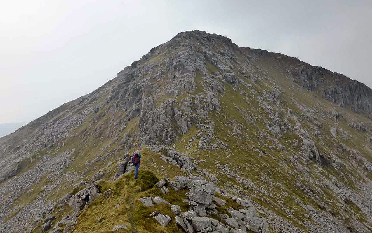 Alex and Bob`s Blue Sky Scotland: Uig. Skye. Clisham. Tarbet. Harris Trip.