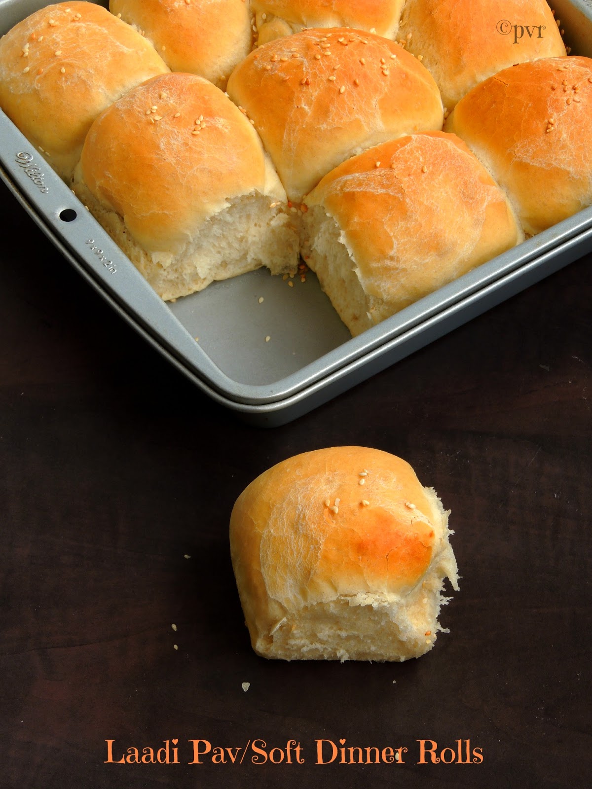Priya's Versatile Recipes: Laadi Pav / Soft Dinner Rolls