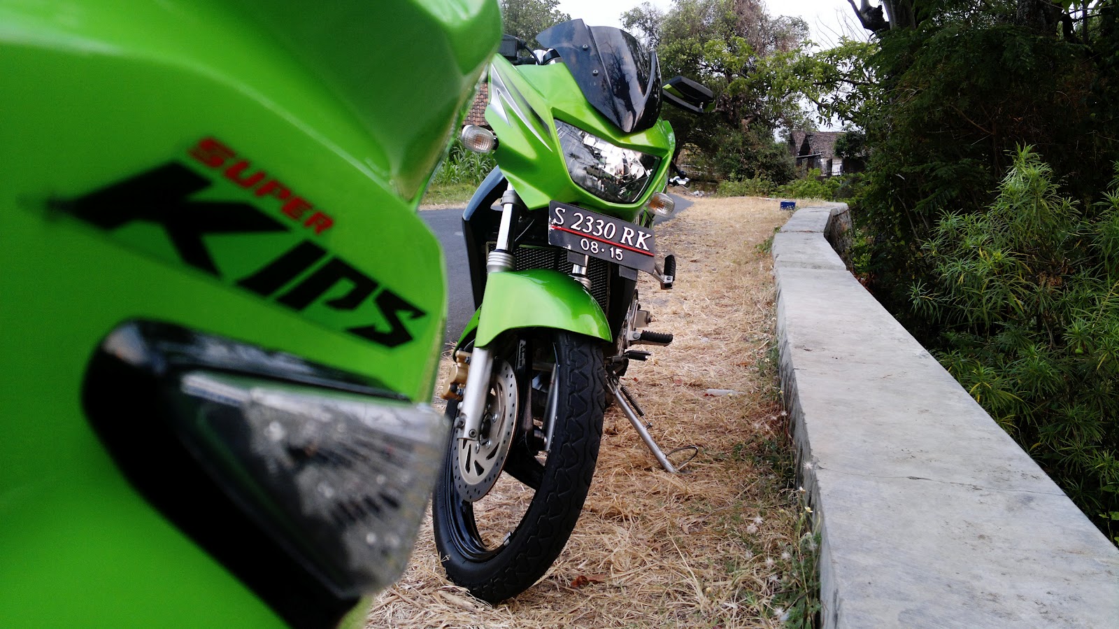 Seputar Sepeda Motor: Trik Membersihkan Super KIPS Kawasaki Ninja