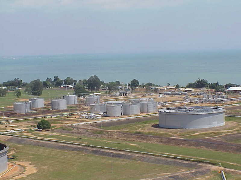 An Englishman in Angola: Malongo Camp Photo's