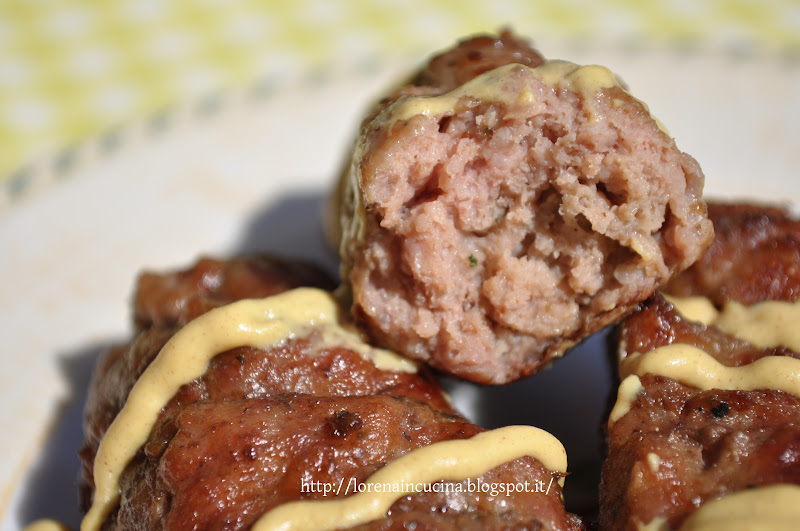 Mici (mititei)de casa la gratar