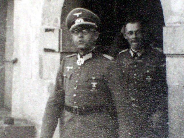 Ritterkreuzträger: Hans Traut Leaving the Building