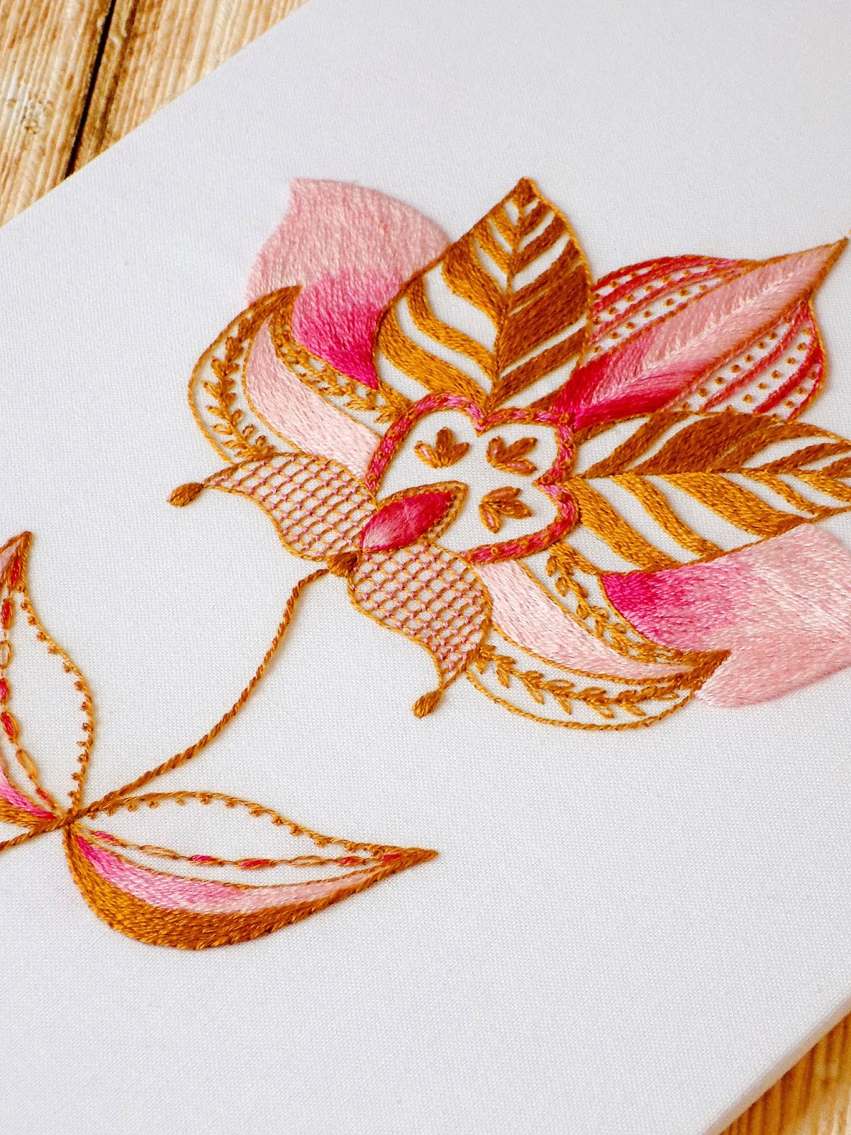 Golden Henna: new embroidery design is already out! - Stitch Floral