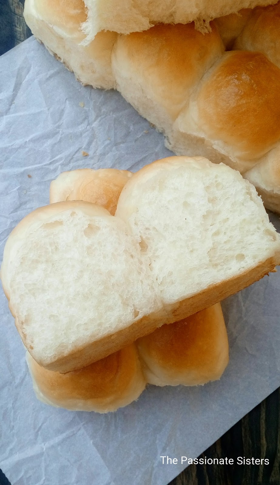 The Passionate Sisters: Eggless Soft and Fluffy Ladi Pav Buns / Dinner ...