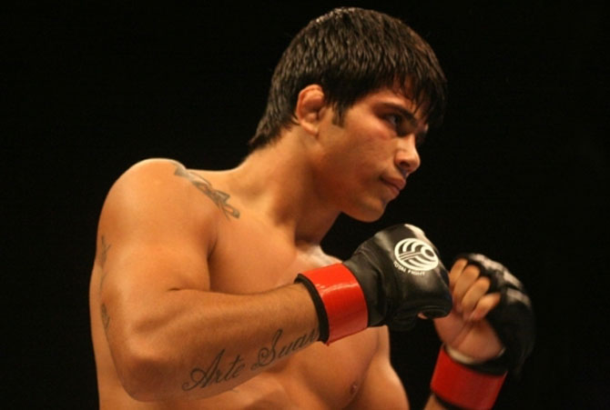 Top de Artistas Lindos: Eric Silva- Lutador de MMA