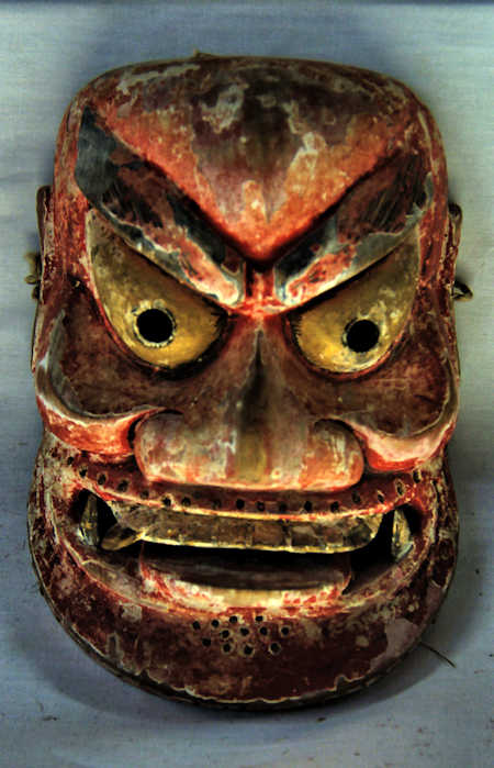 More glimpses of unfamiliar Japan: Kanmai Masks at Hirakiki Shrine