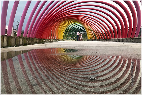 SUPERMENG MALAYA: ELMINA VALLEY - Rainbow Bridge