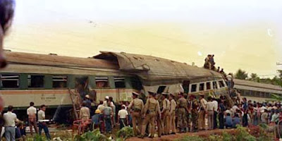 Misteri dibalik Tragedi Bintaro 1987 ~ Dunia Berjuta Kisah