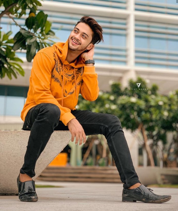 Hasnain Khan Instagram pictures 2019