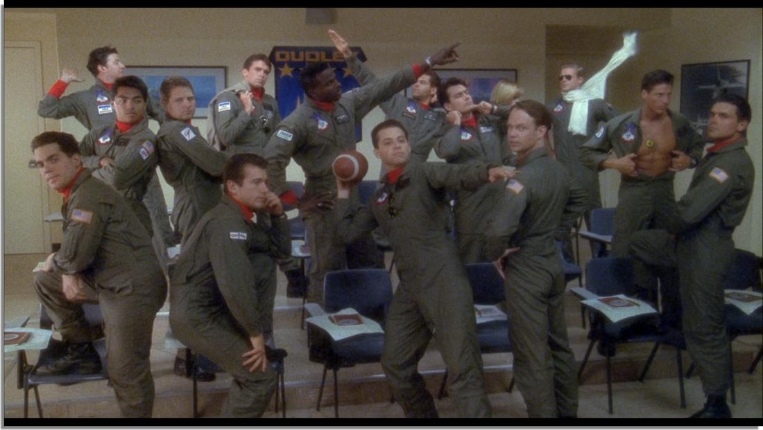 COMEDIAS------E-----FILMES DE PRAIA: Top Gang! Ases Muito Loucos (1991)