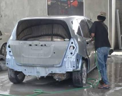 3 JENIS CAT MOBIL YANG TERSEDIA DI PASARAN - Kunci Sukses