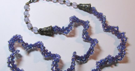 Ruffled peyote stitch rope necklace - a tutorial
