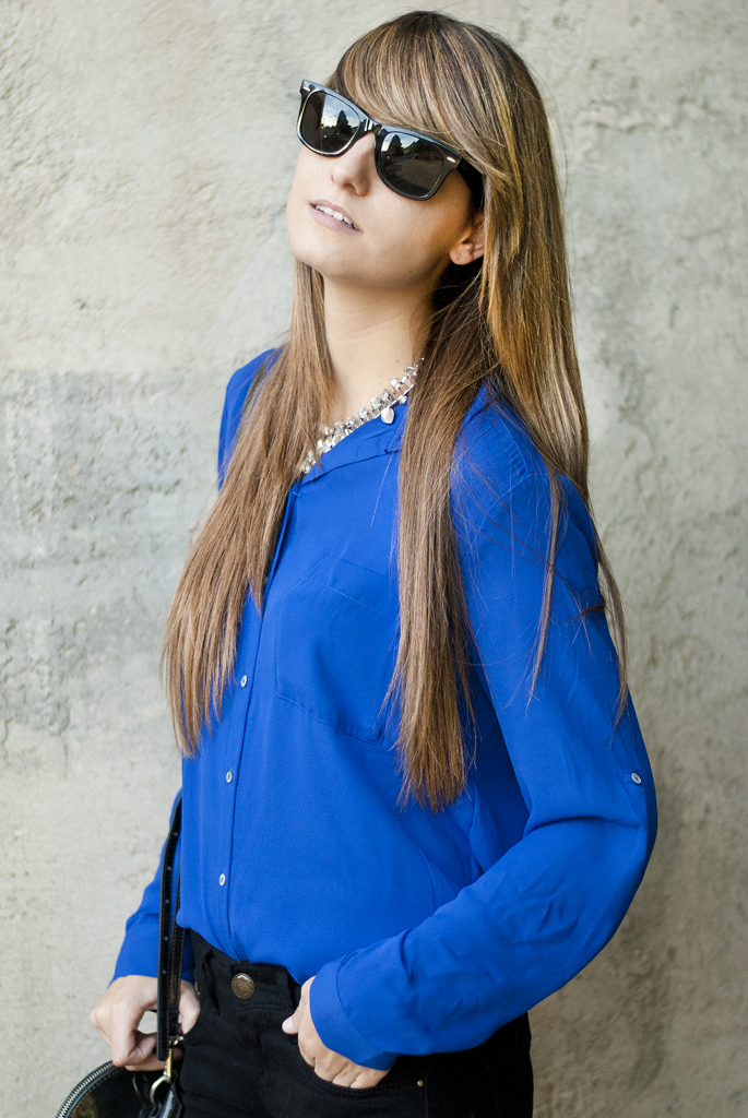 GREAT STYLING: blue klein blouse