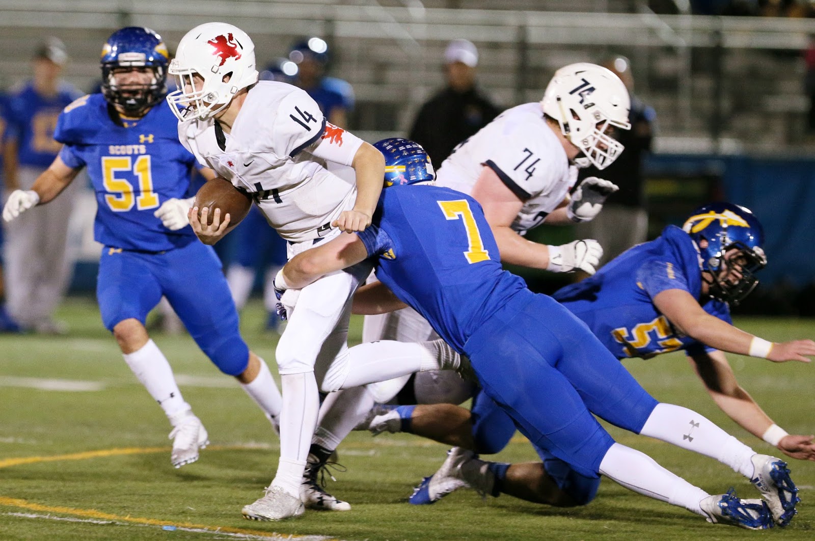 Mark Kodiak Ukena: IHSA Class 6A Football Playoffs: St. Viator vs Lake ...