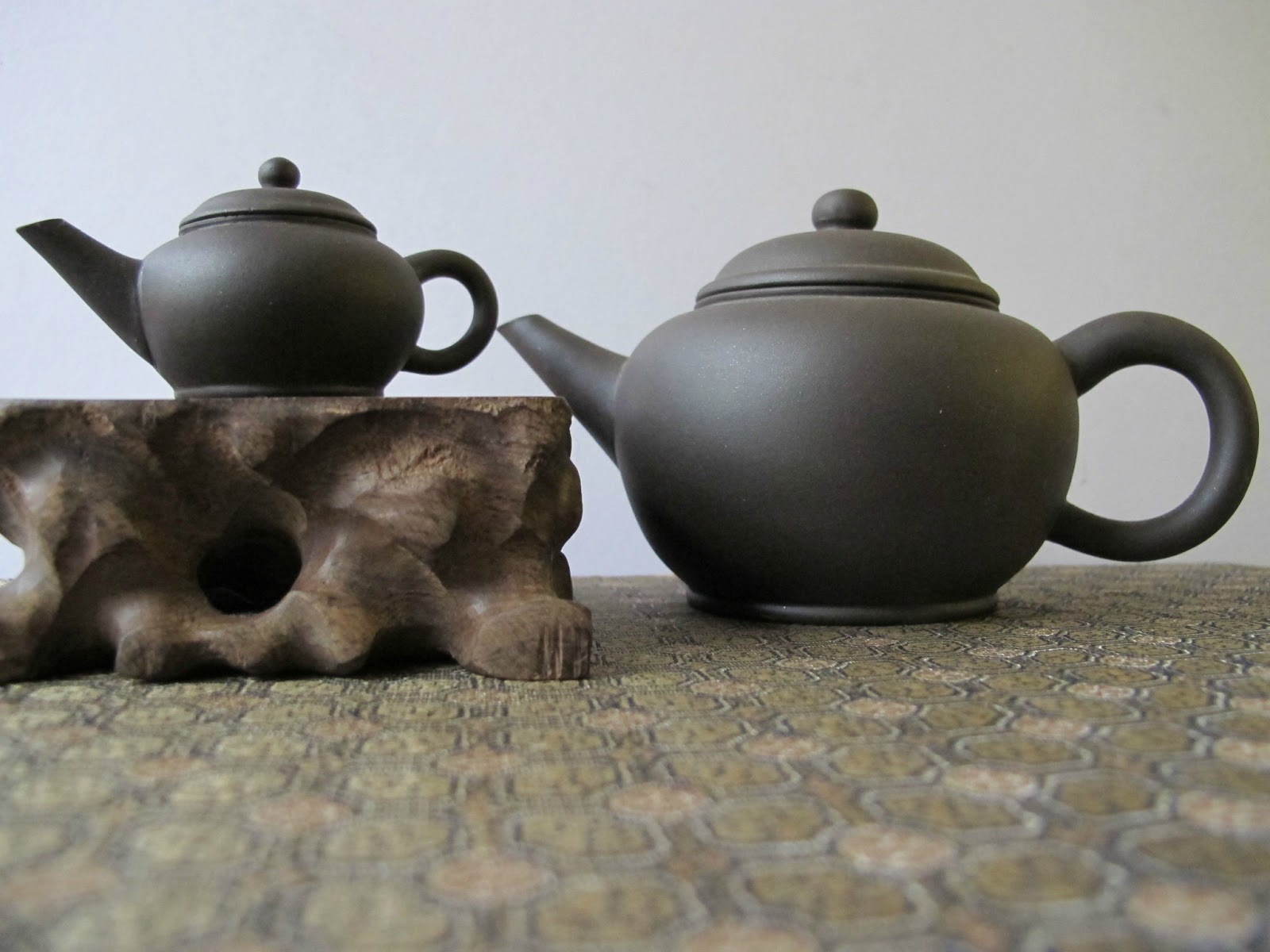 travelling teapot: "Yi Tiao Long" - Dragon teapots
