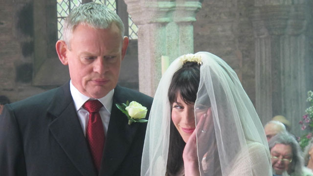 Doc Martin Series 6: Episode One Photo Roundup!